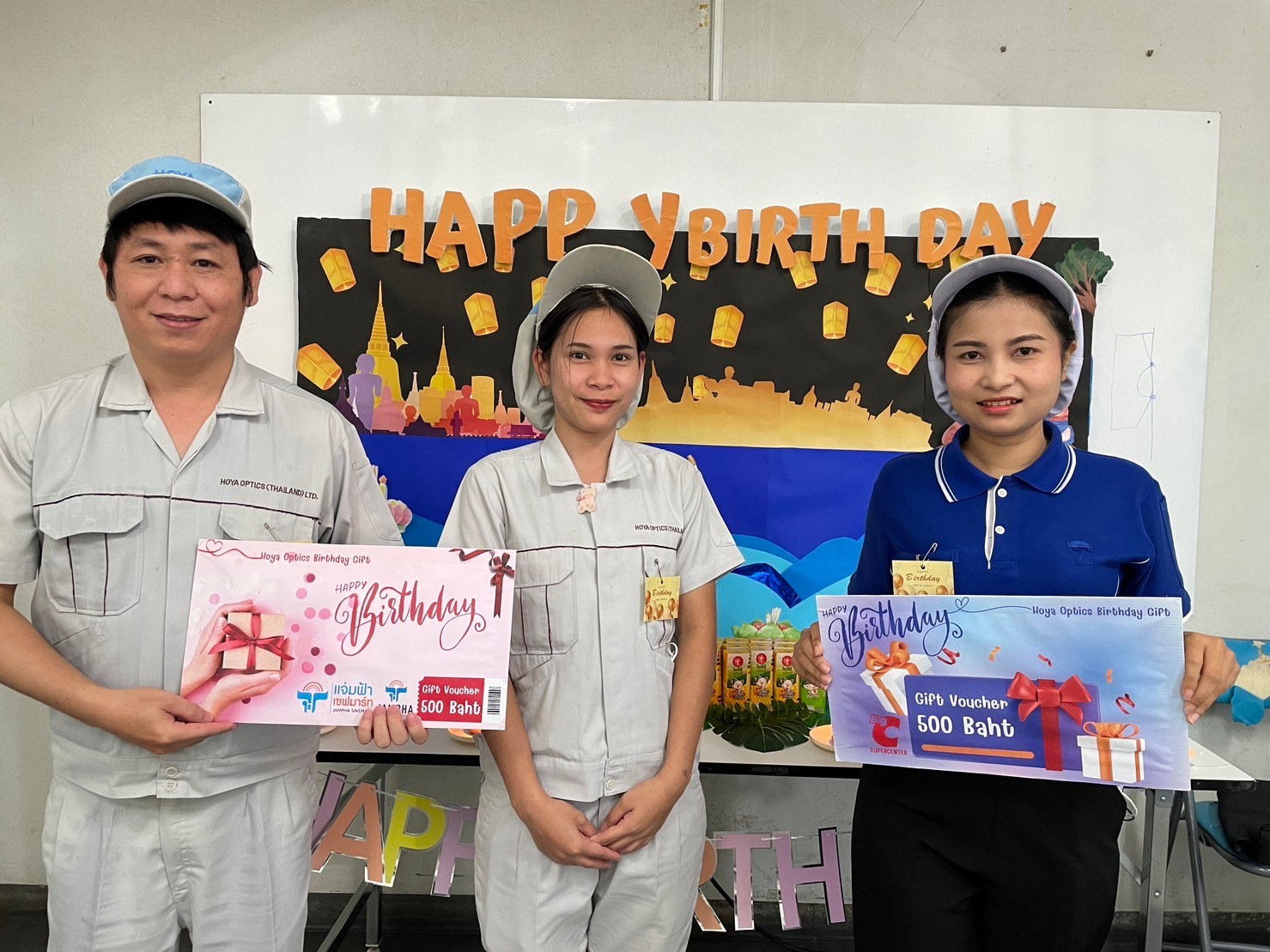 LINE_ALBUM_HBD NOV’23 Loy krathong🌝_231113_178 – HOYA OPTICS (THAILAND ...