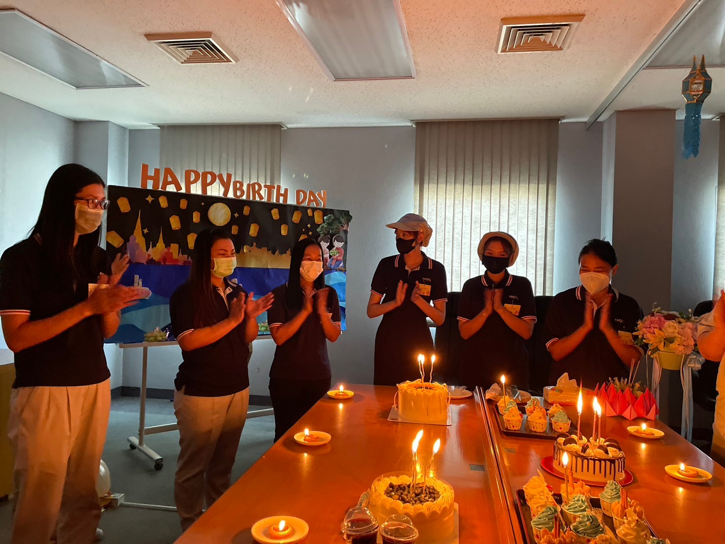 LINE_ALBUM_HBD NOV’23 Loy krathong🌝_231113_67 – HOYA OPTICS (THAILAND) LTD.