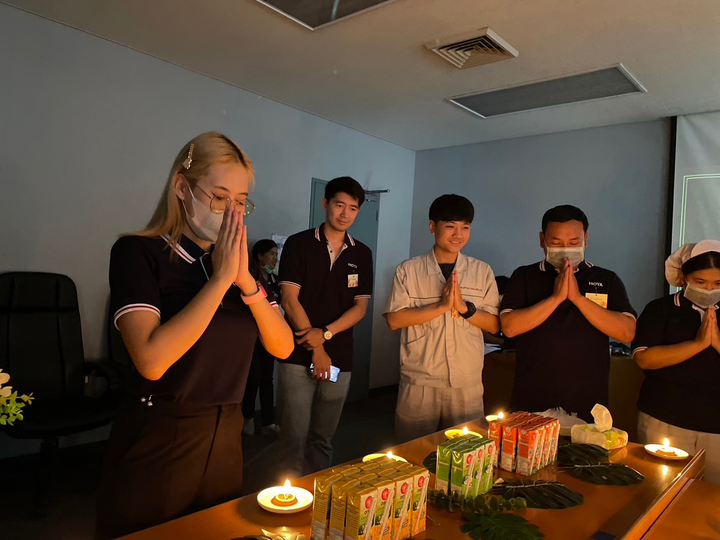 LINE_ALBUM_HBD NOV’23 Loy krathong🌝_231113_68 – HOYA OPTICS (THAILAND) LTD.